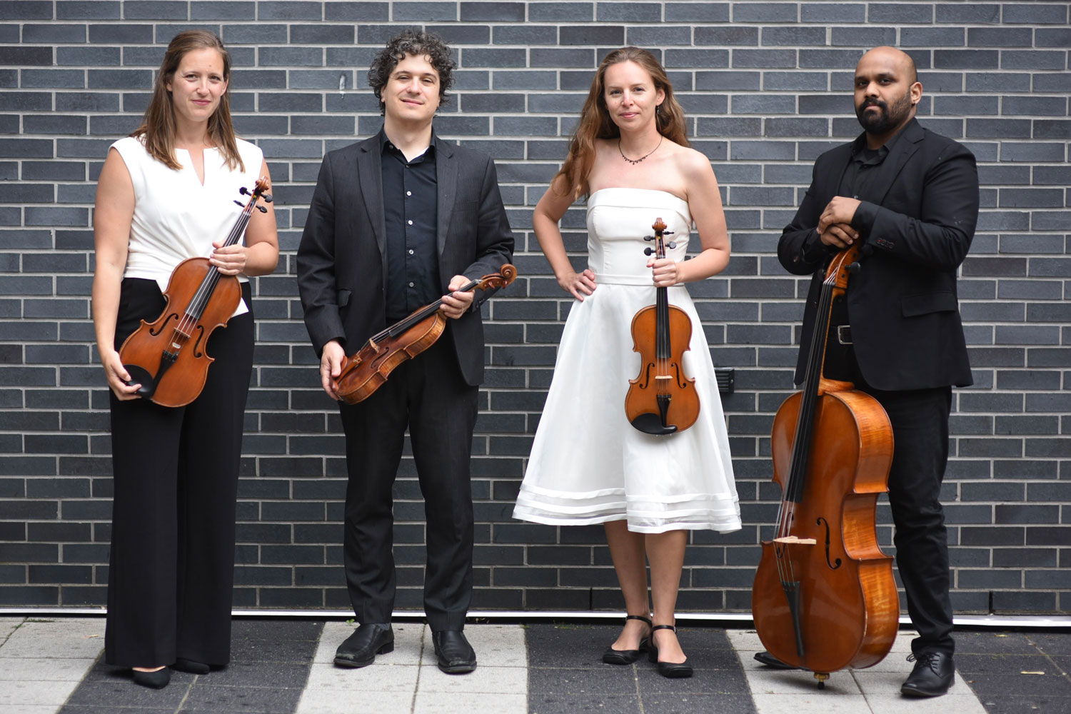 Performer Bios – Biglake Arts